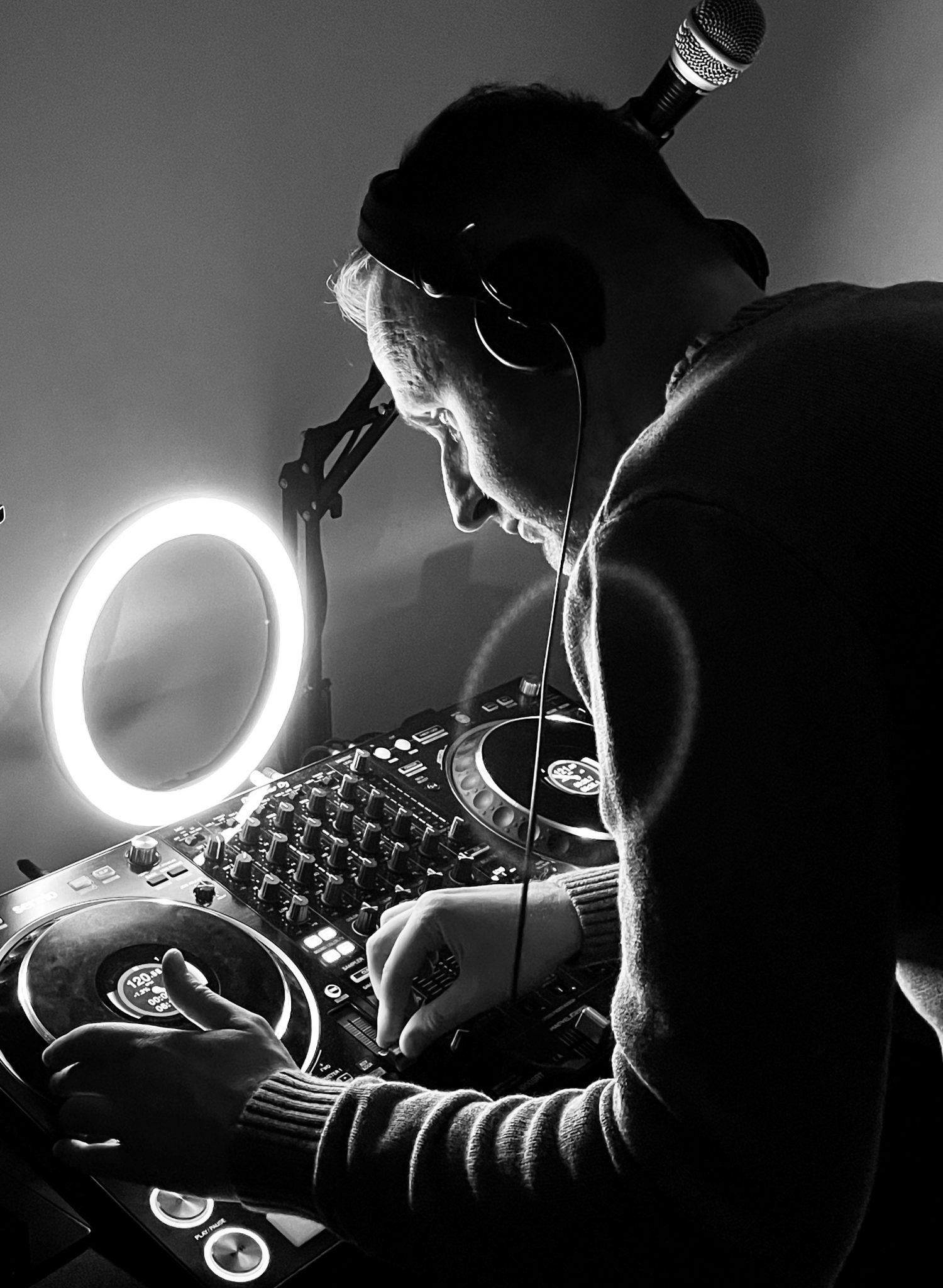 Home - We Get Lifted Radio